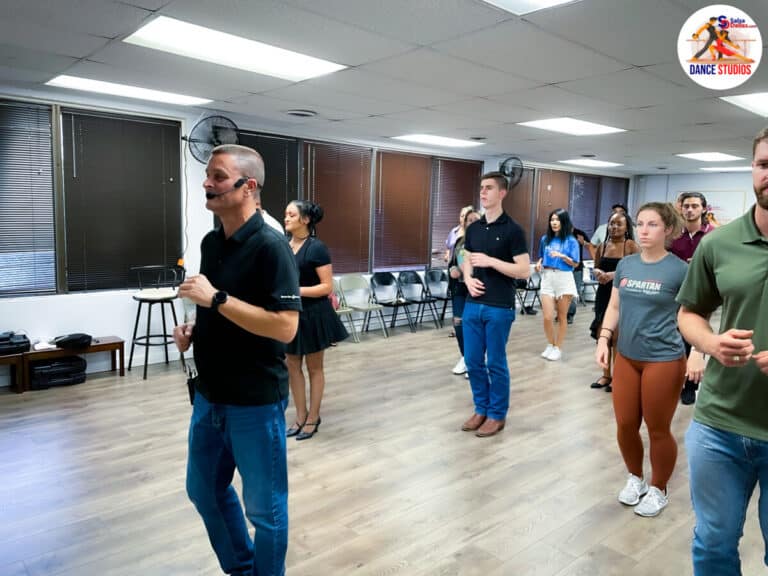 Beginners Salsa Lessons | Salsa Dance Classes | SalsaDallas